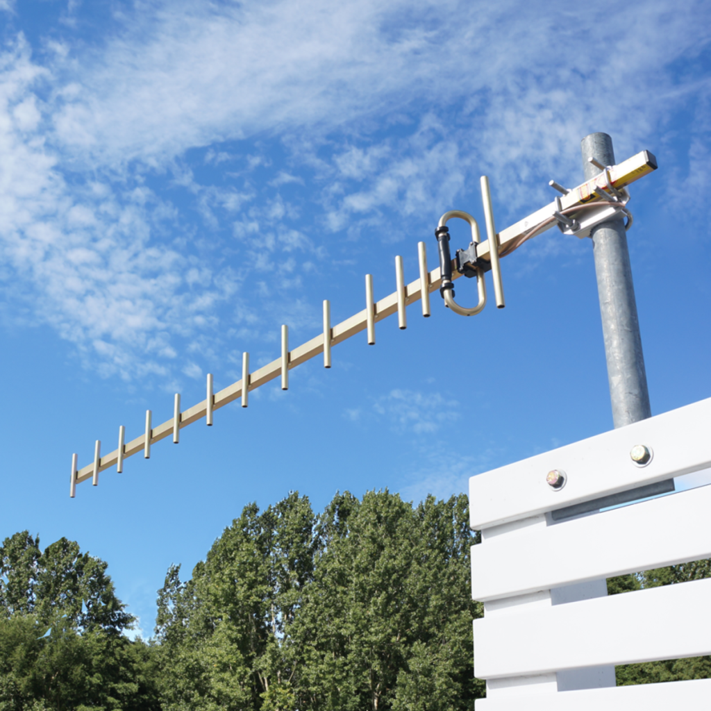 RFI YW15-6989 15dBi Yagi Antenna - Total Antenna